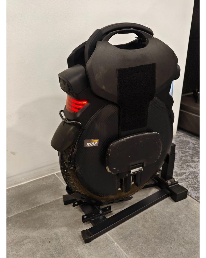 USED Inmotion V11 electric unicycle